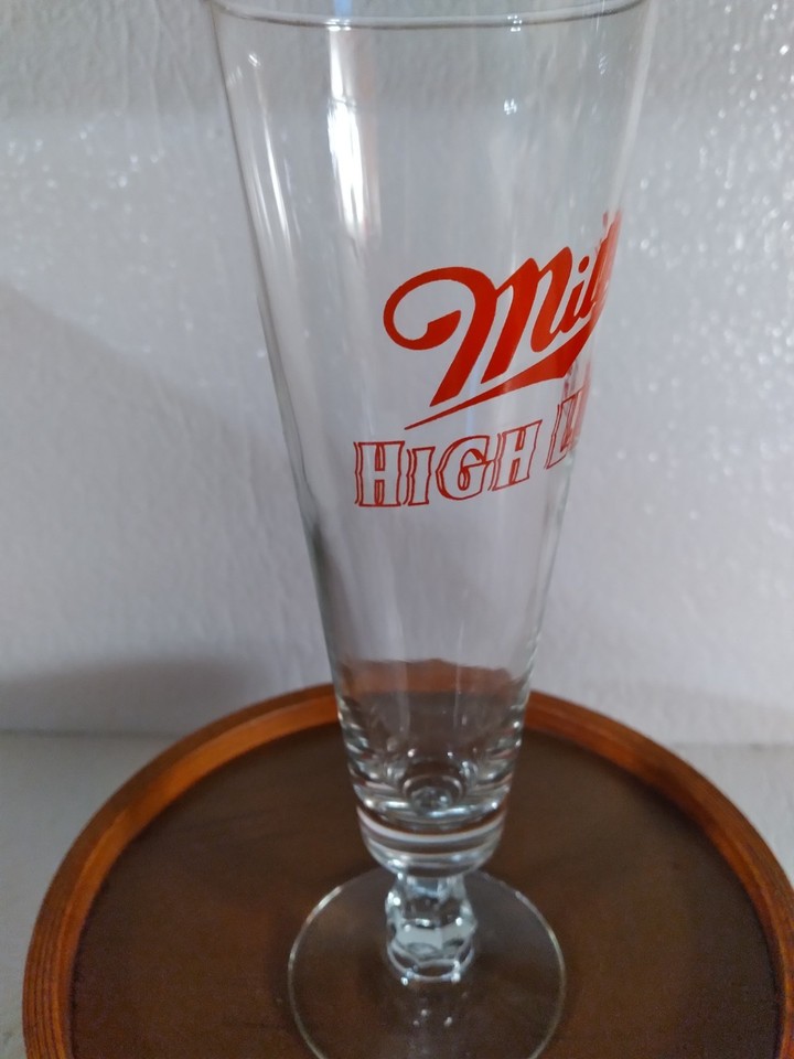 VINTAGE MILLER HIGH LIFE FLUTE STYLE BEER GLASS, HTF DESIGN (FONT) 8.5 ...
