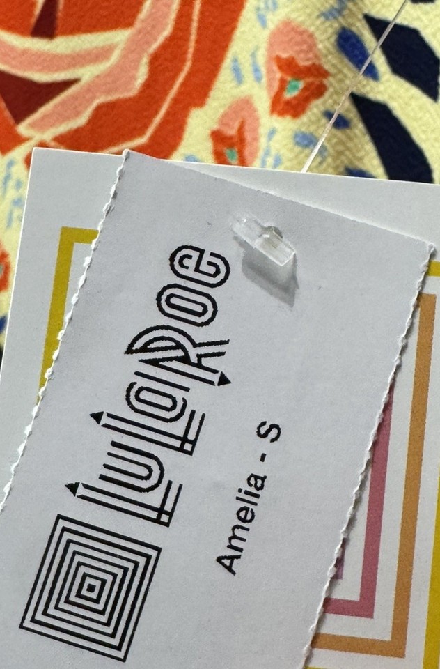 NWT LuLaRoe Dress Small Amelia Yellow Floral Short Sleeve Pleated A ...