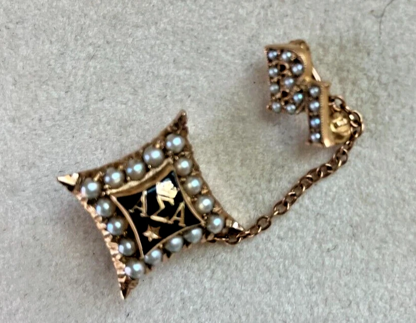 Alpha Sigma Alpha Crown