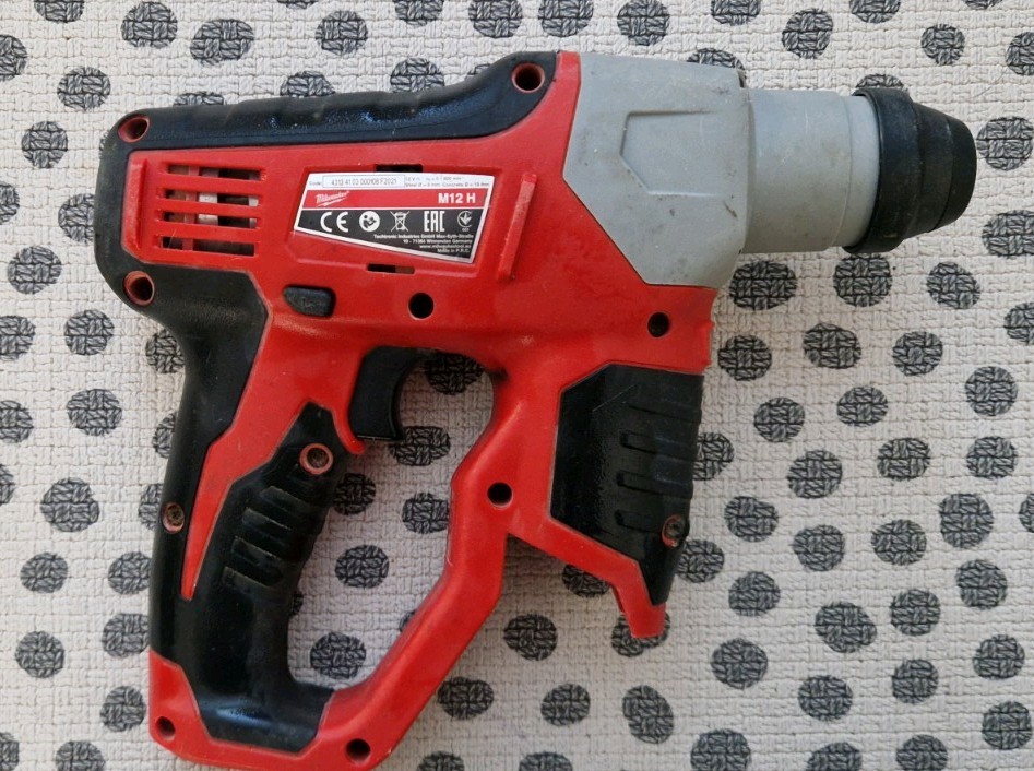 Milwaukee Brushless SDS Rotary Hammer Drill - M12CH-0 | eBay UK