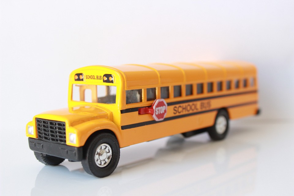 Yellow School Metal Bus Diecast Pull Back Drives 6" Kids Fun Action Car ...