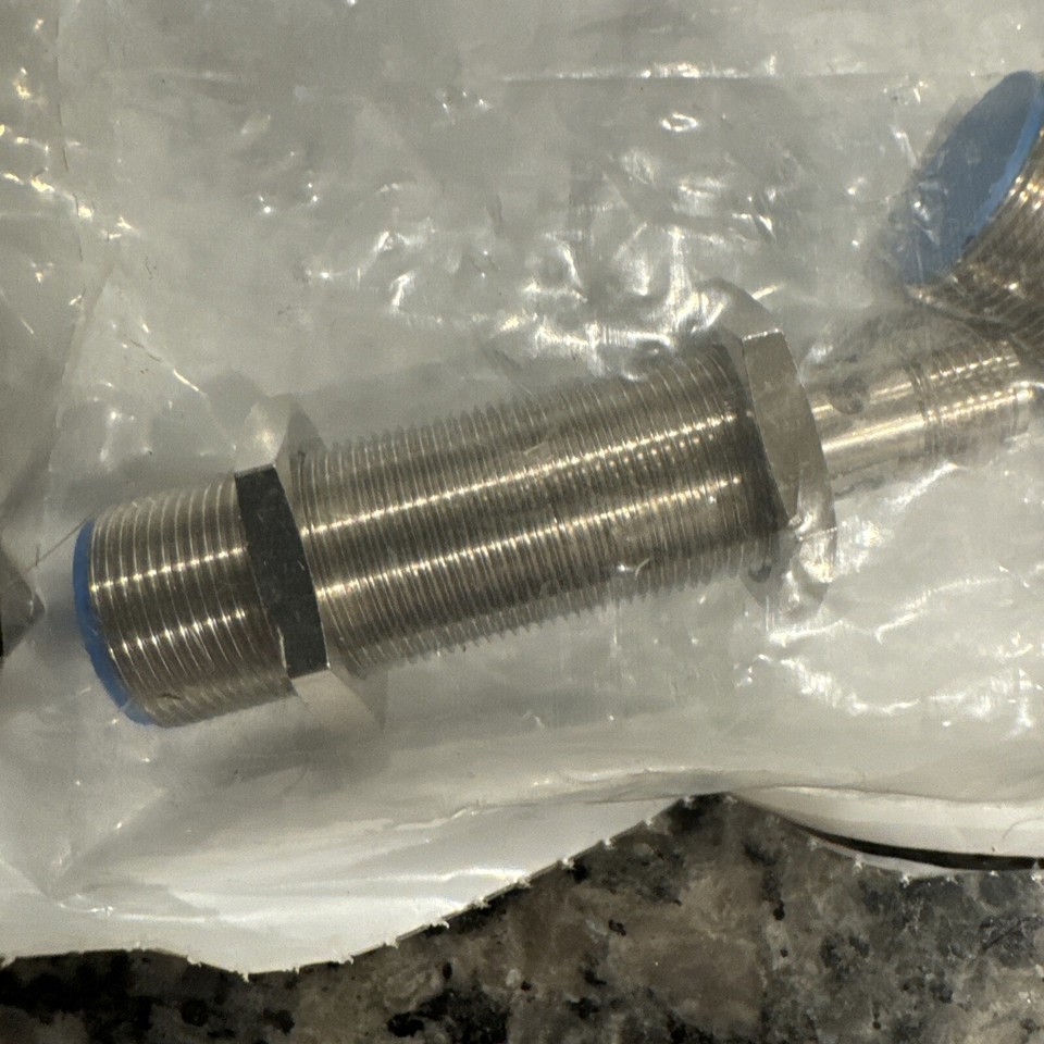 SICK D-79183 Inductive proximity sensor IME18-08BPSZCOS 1040966. New | eBay