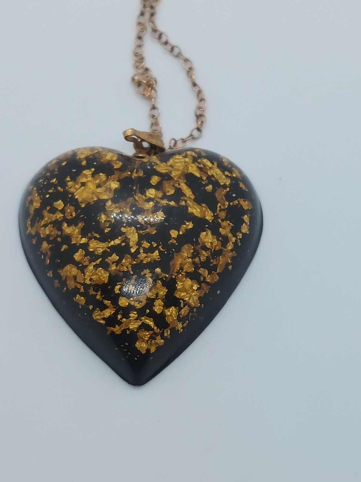 Vintage Retro Lucite Gold Flakes Heart Pendant Delica… - Gem
