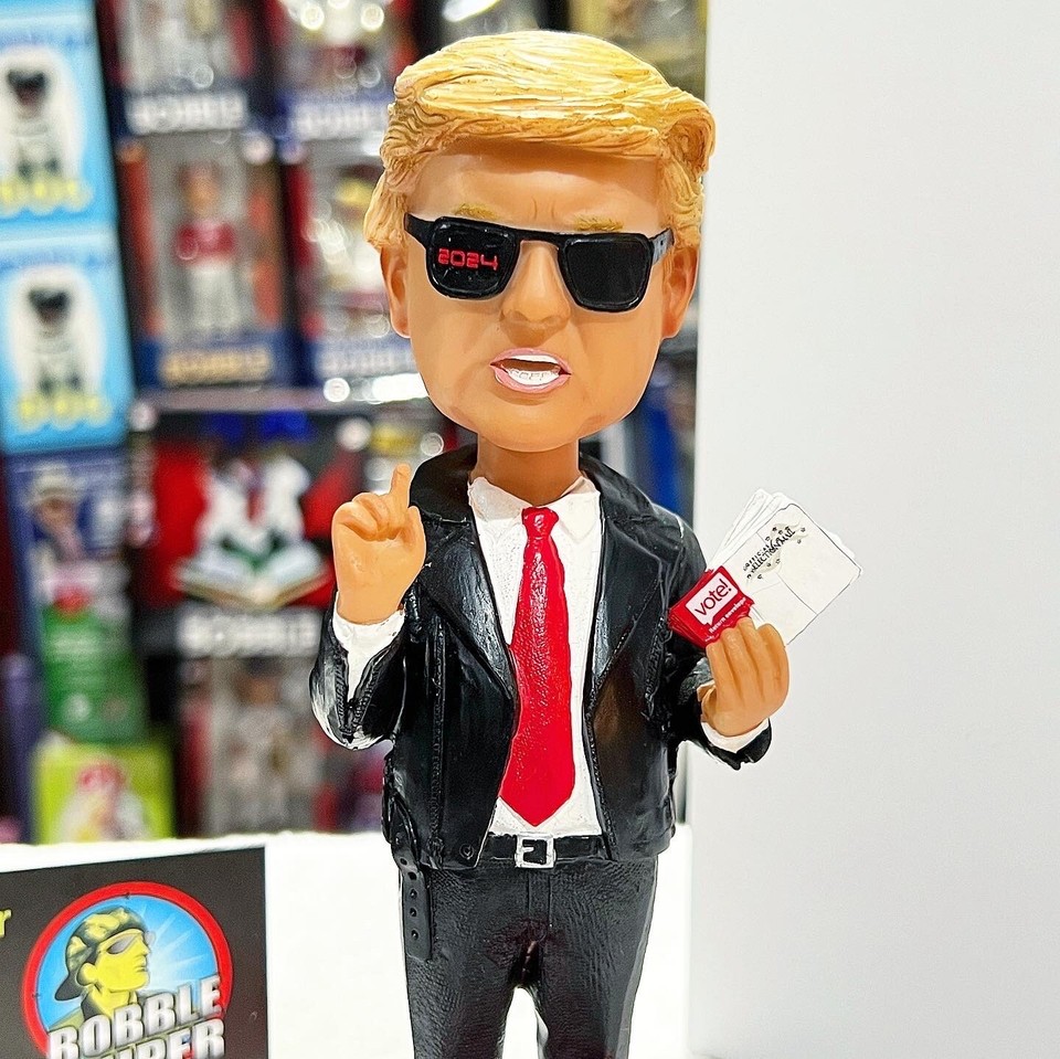 DONALD TRUMP President MAGA "I'll Be Back" 2024 Terminator Exclusive ...