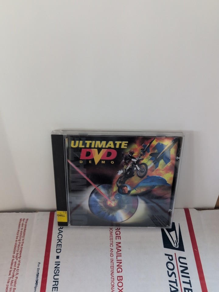 ULTIMATE DVD DEMO 1998 Demo Disc v1.3.2 Unapix Miramar A-Pix Promo DEAD ...
