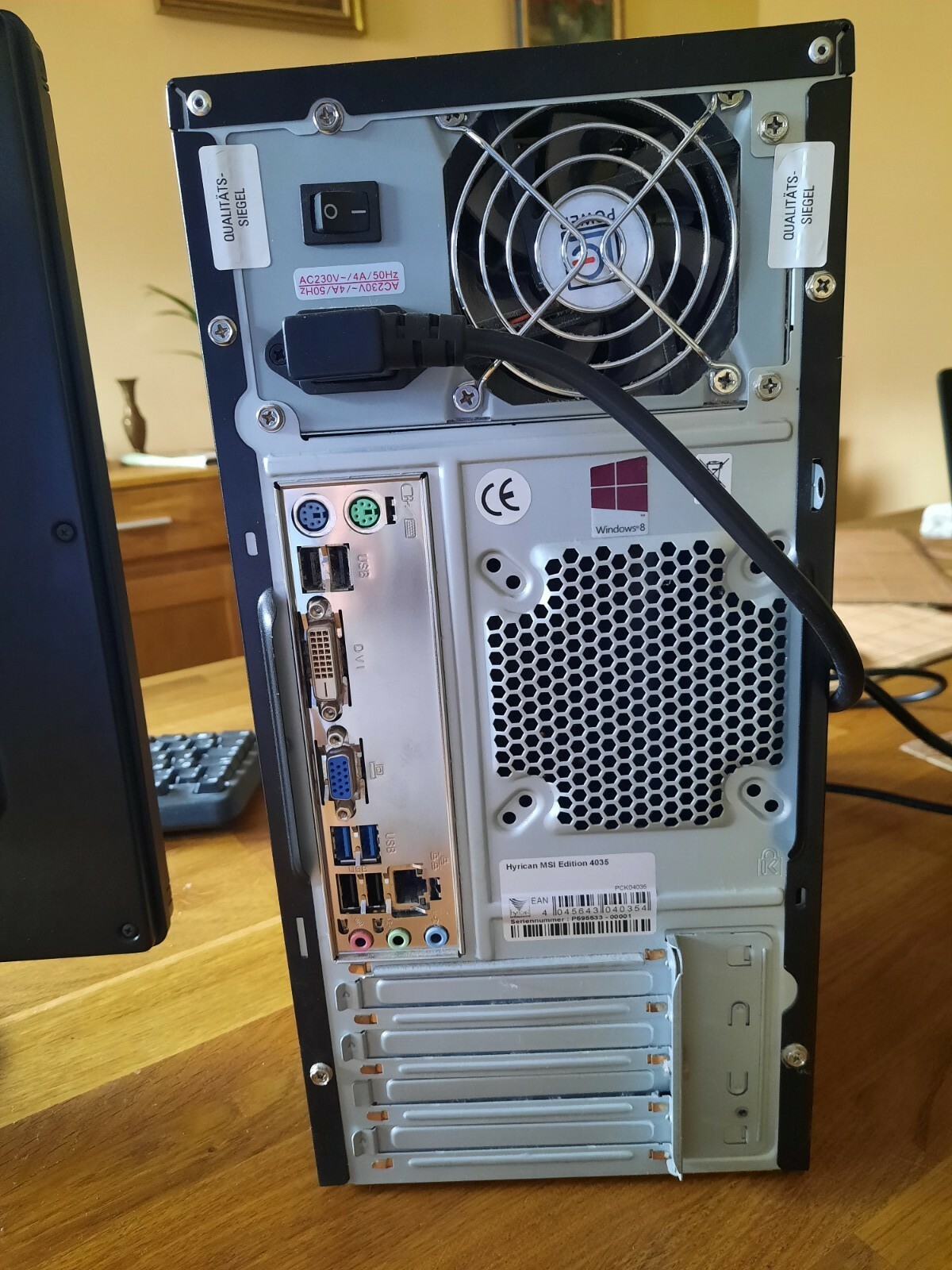Hyrican Computer, Yuraku Monitor | eBay.de