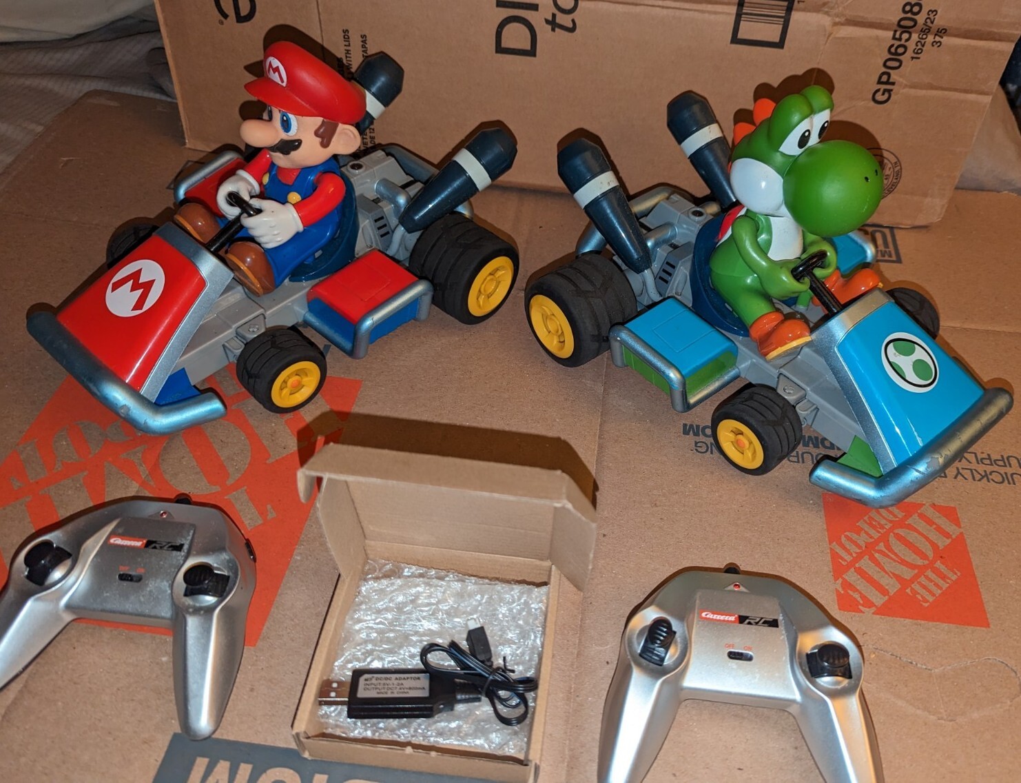 Carrera RC 1/16 Nintendo Mario Kart 7 Set Mario & Yoshi Remote Control ...