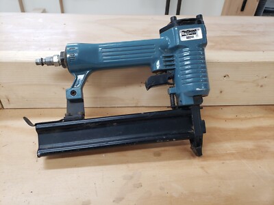Reliant DD241 Pneumatic Brad Nail Gun #049876; 10-1/4" length and 7-3/4 ...