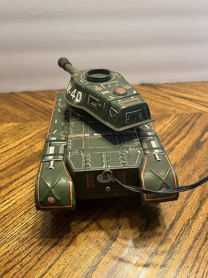 Vintage 1960s Made In Japan M-40 Battery Powered Tin Tank Toy Tested ...