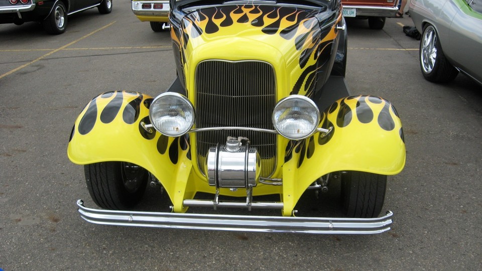 "MOON TANK" CREMATION URN - MOONEYES - MOON EQUIPPED - HOT ROD URN ...