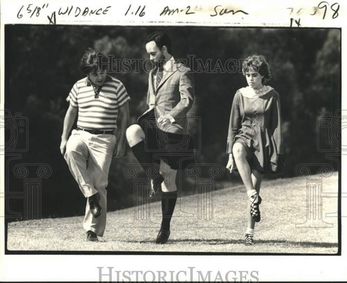 1981 Press Photo Tynan, McDonald & Landreneau perform Irish step dance ...