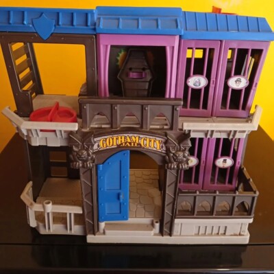 2012 Mattel DC Comics Gotham City Jail | eBay