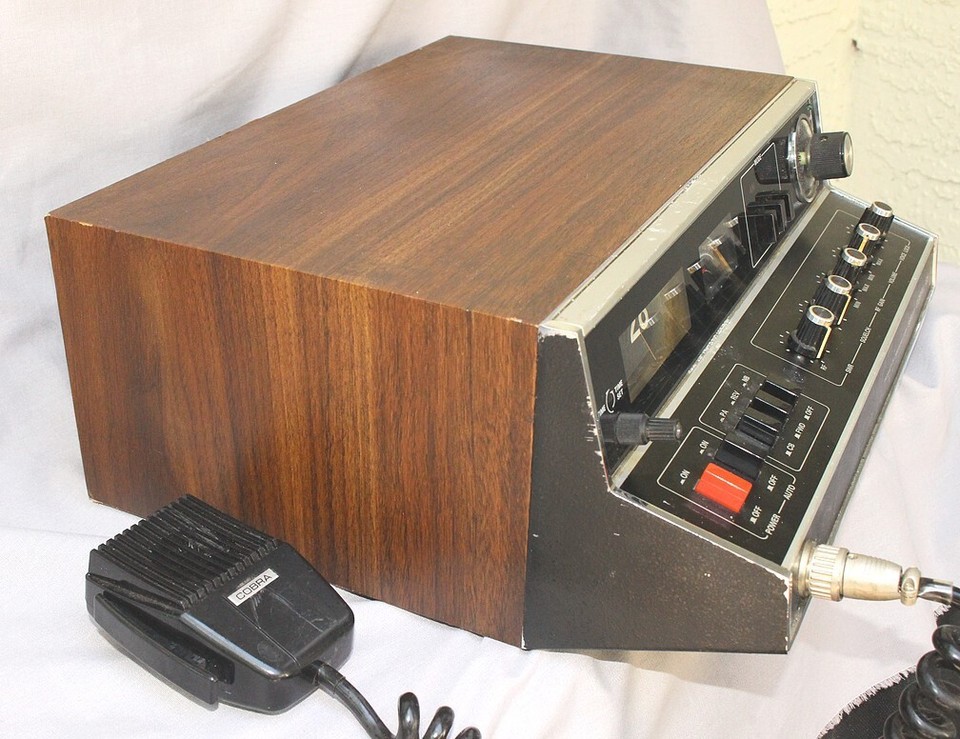 Tested w/ Video Trans & Rec: Vintage Cobra 135 SSB/AM CB Radio Base ...