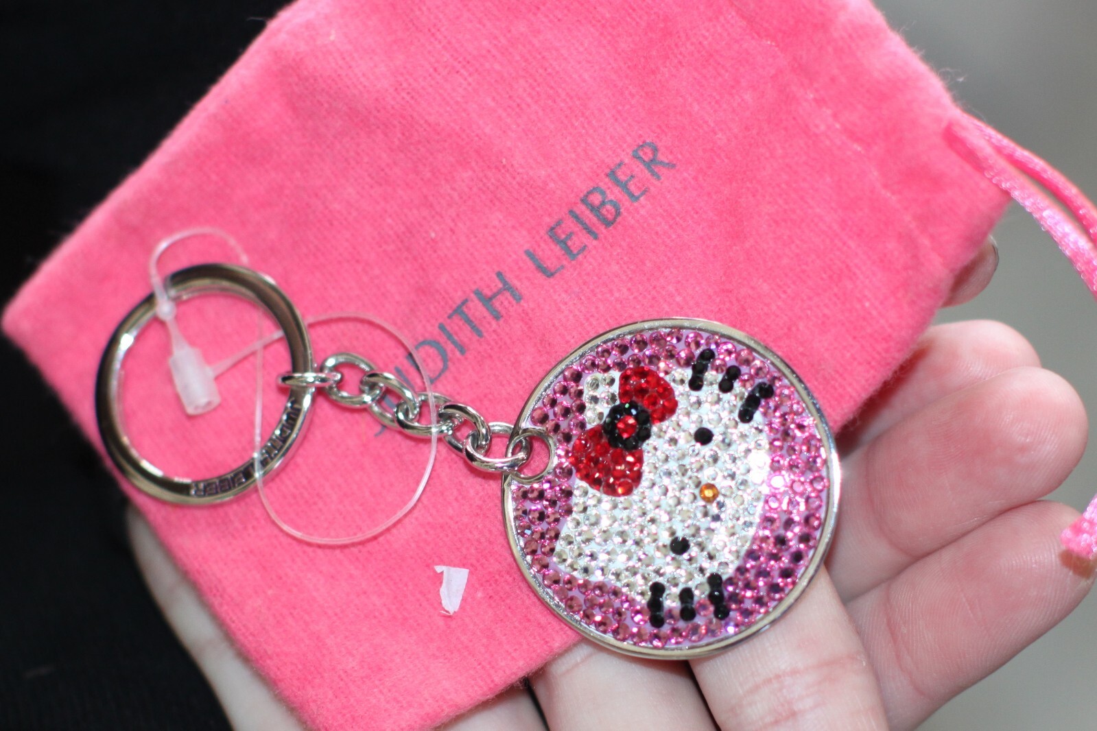 Judith Leiber Hello Kitty Keychain Ring Swarovski Crystals Pink key ...