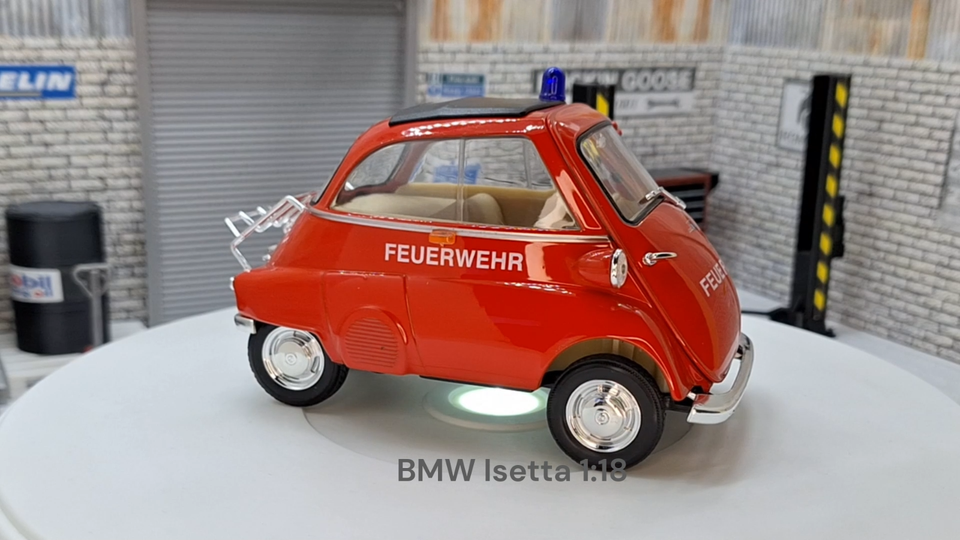 Fire Department FEUERWEHR BMW Isetta Red Bubble Car 1:18 Scale Car ...