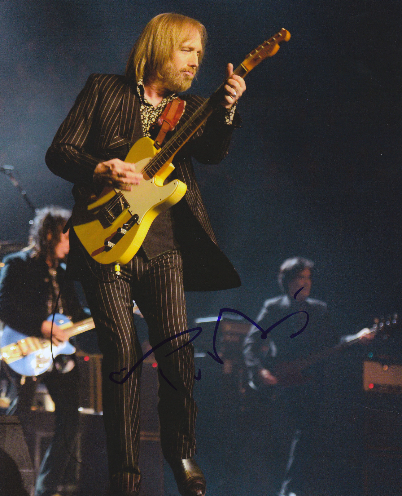 TOM PETTY HAND SIGNED AUTOGRAPHED LIVE HEARTBREAKERS PHOTO! WITH PROOF ...