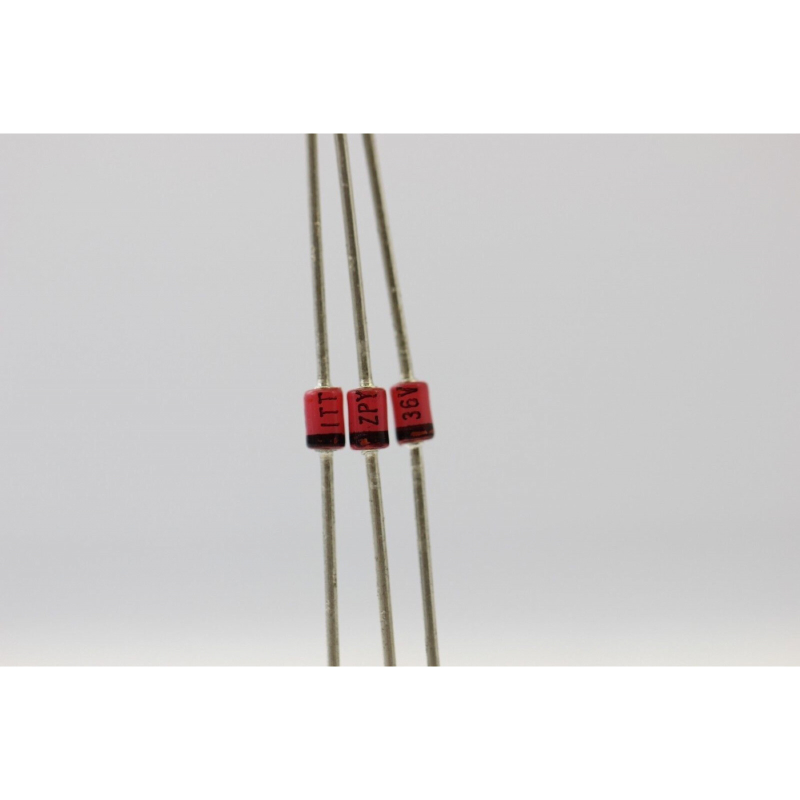1 X ZPY36 ITT DIODE ( New Old Stock ) 1PC. C476U39F090424 | eBay