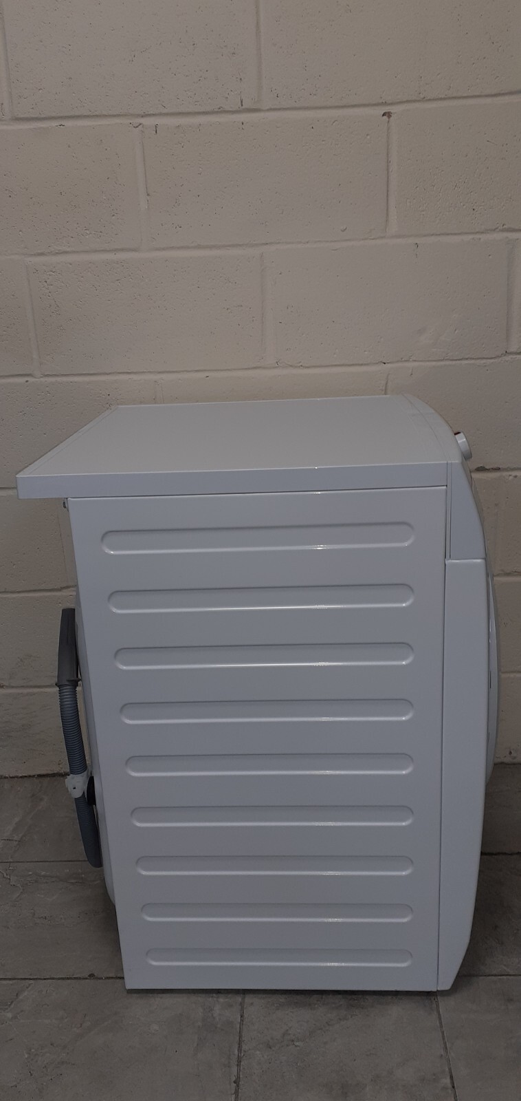 AEG ProSense® Technology L6FBK941B 9kg Washing Machine with 1400 rpm ...