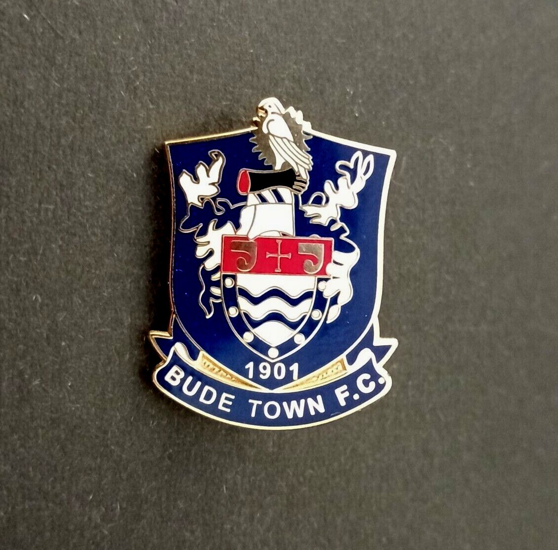 CORNWALL - CORNISH - NON LEAGUE ASSORTED FOOTBALL CLUBS PIN BADGES ...