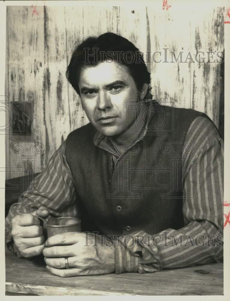 1988 Press Photo Robert Urich, actor in the TV movie, "April Morning ...