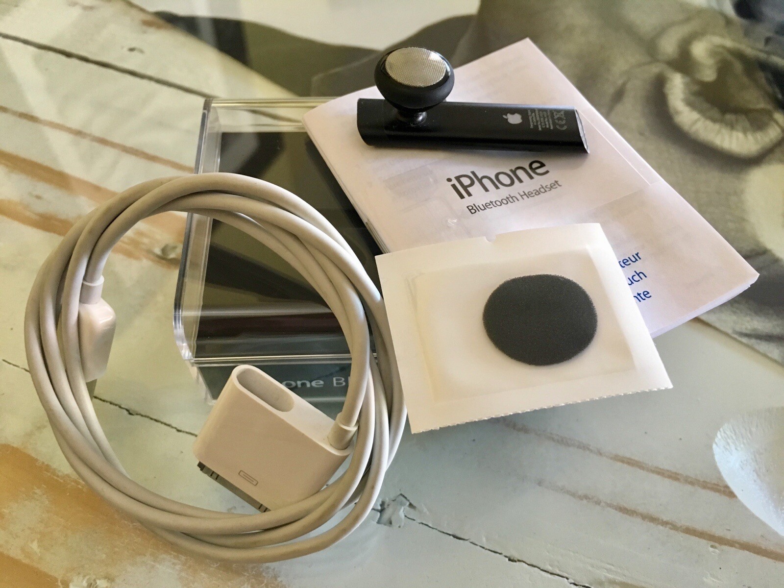 2008 1st Generation 2g Bluetooth Headset Antiguo Apple iPhone EarPods ...