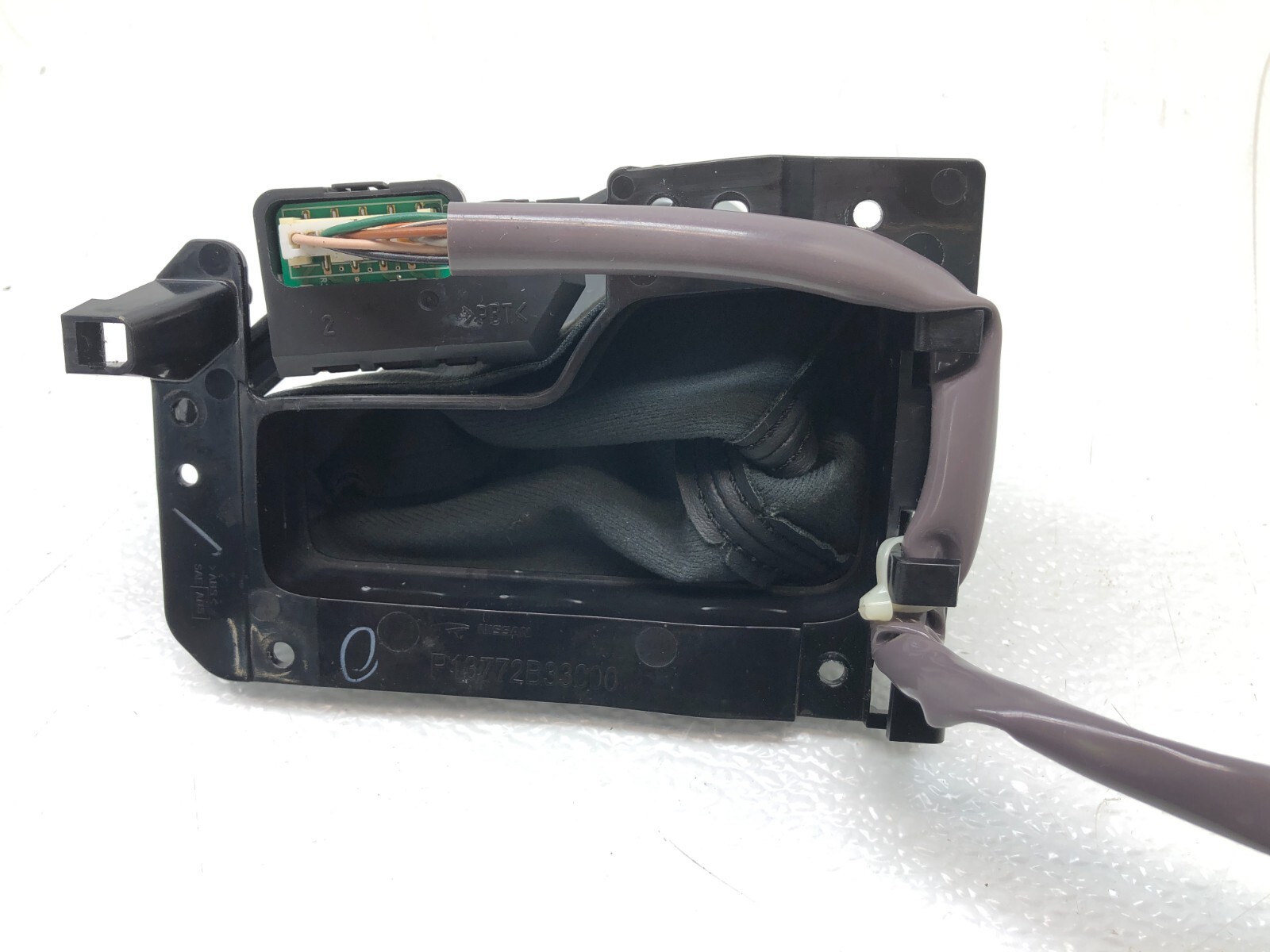 2011-2017 INFINITI QX56 QX80 GEAR SHIFTER SELECTOR BOOT TRIM W/ SWITCH ...