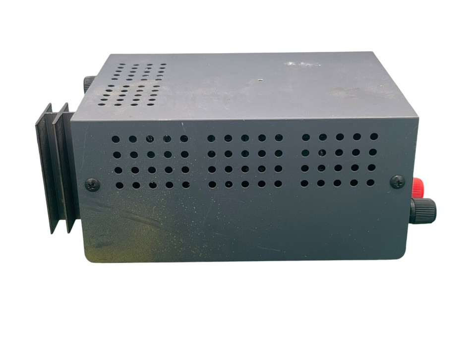 Pyramid Power Supply 13.8v Model PS-7G | eBay
