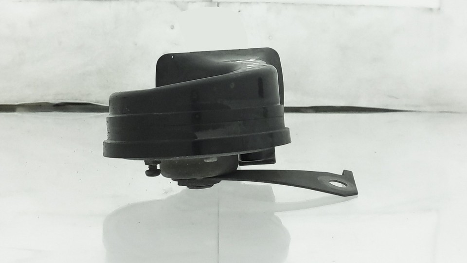 Lexus Ls400 1990-1997 High Honking Sound Horn 86510-50080 | eBay