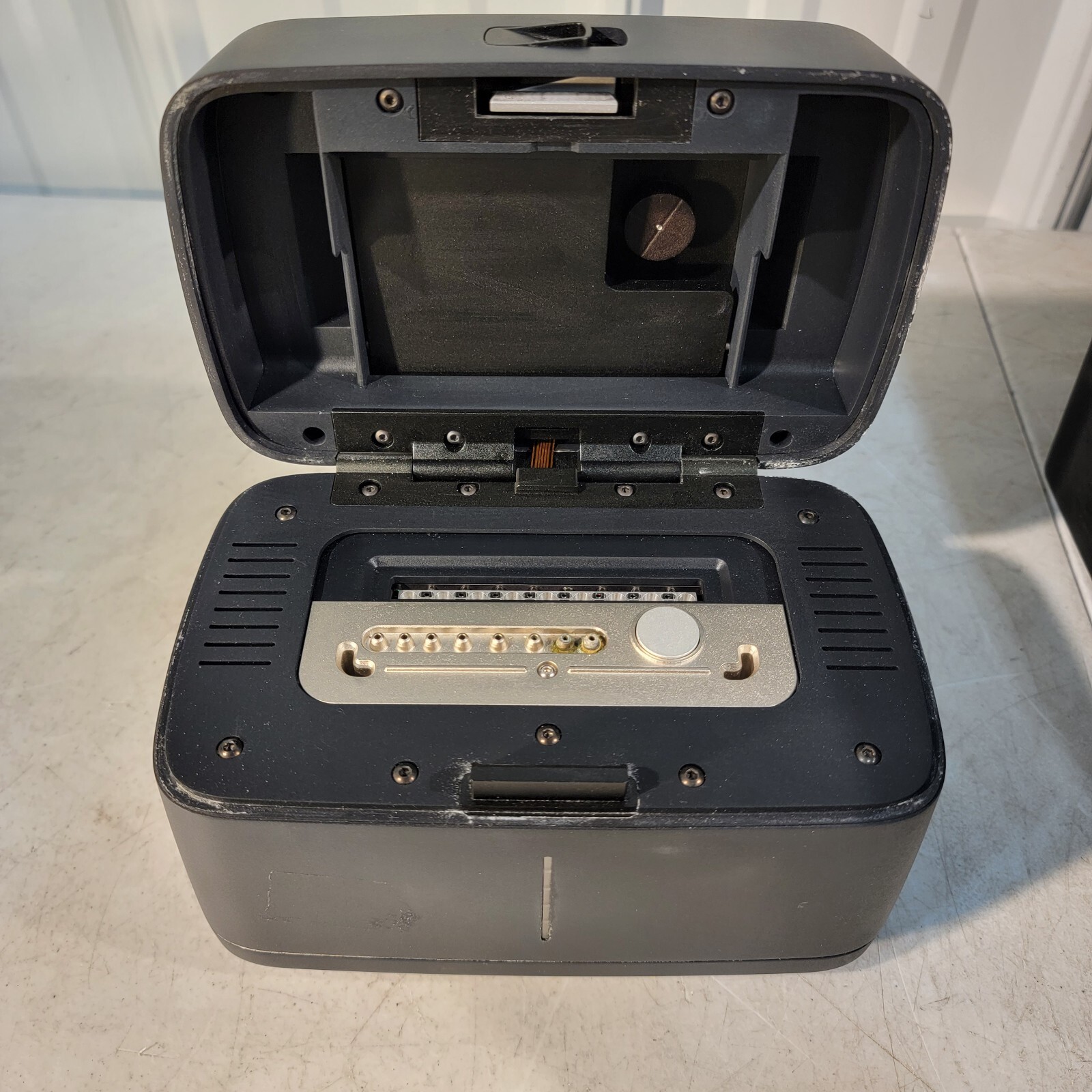 Biomeme Franklin Three9 ISP Rugged Mobile Real-Time PCR Thermocycler In ...