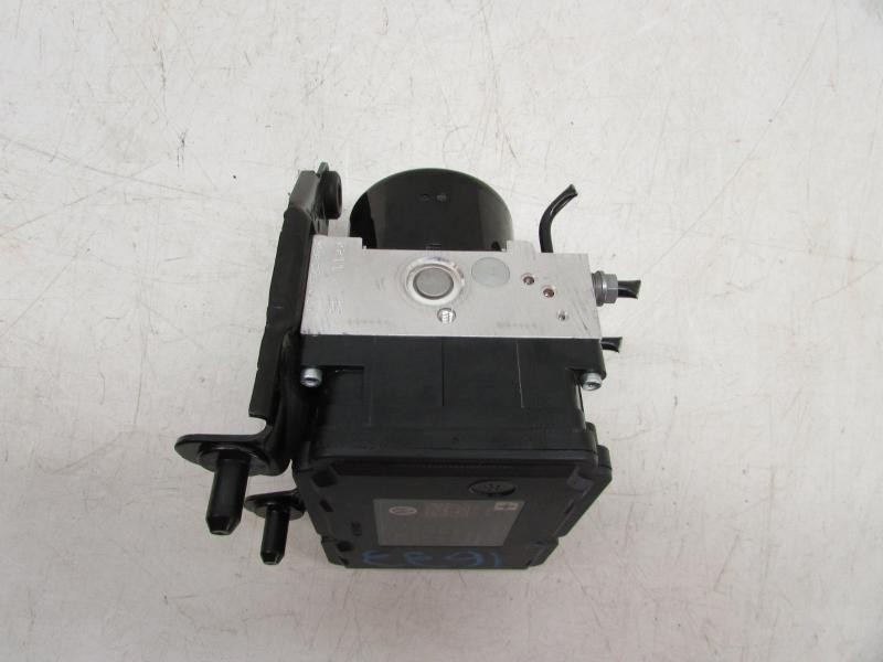 2015-2016 Volkswagen Jetta ABS Anti-Lock Brake Pump Control Module Unit ...