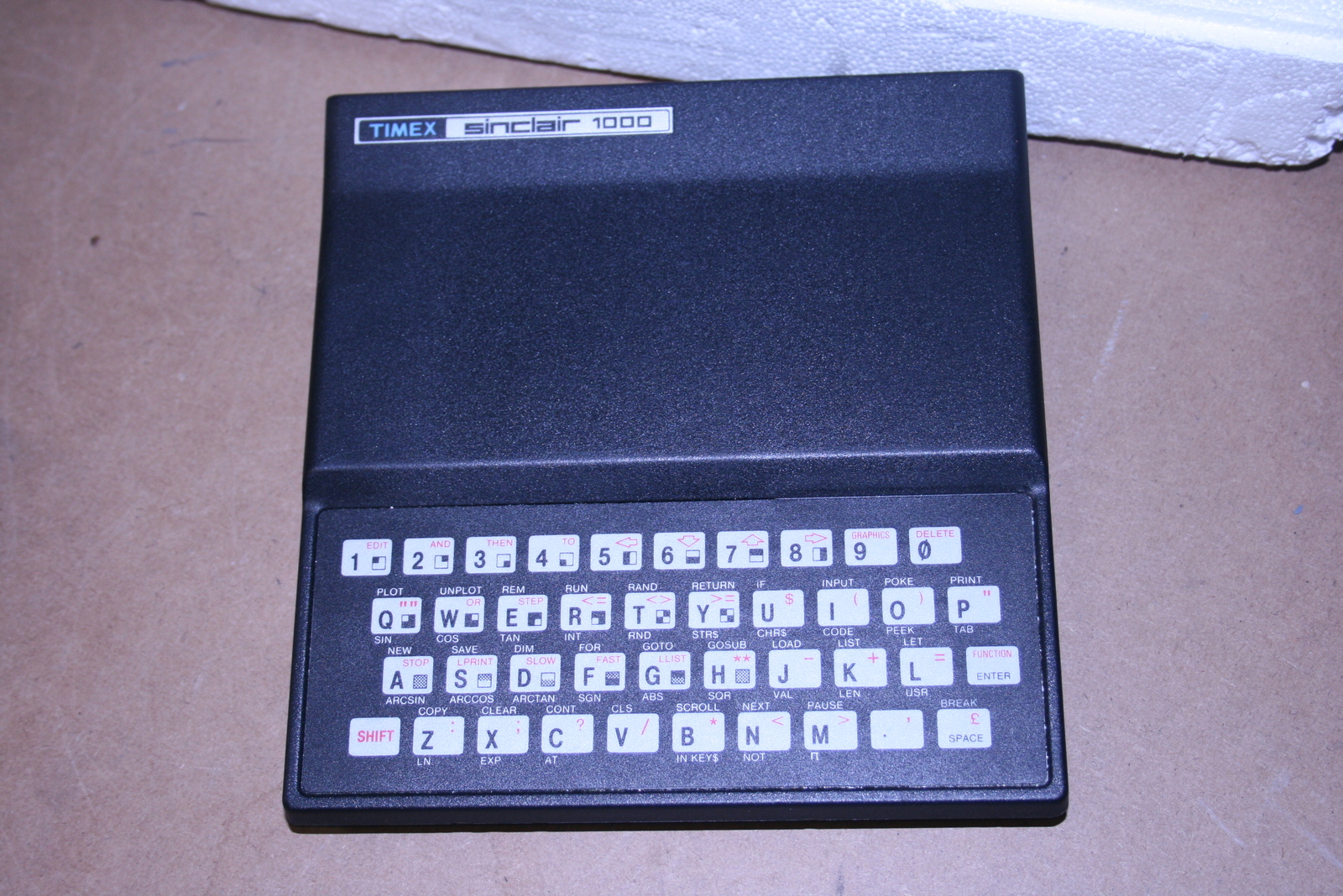 zx81 timex Sinclair 1000 microswitch keyboard composite, with TV ...