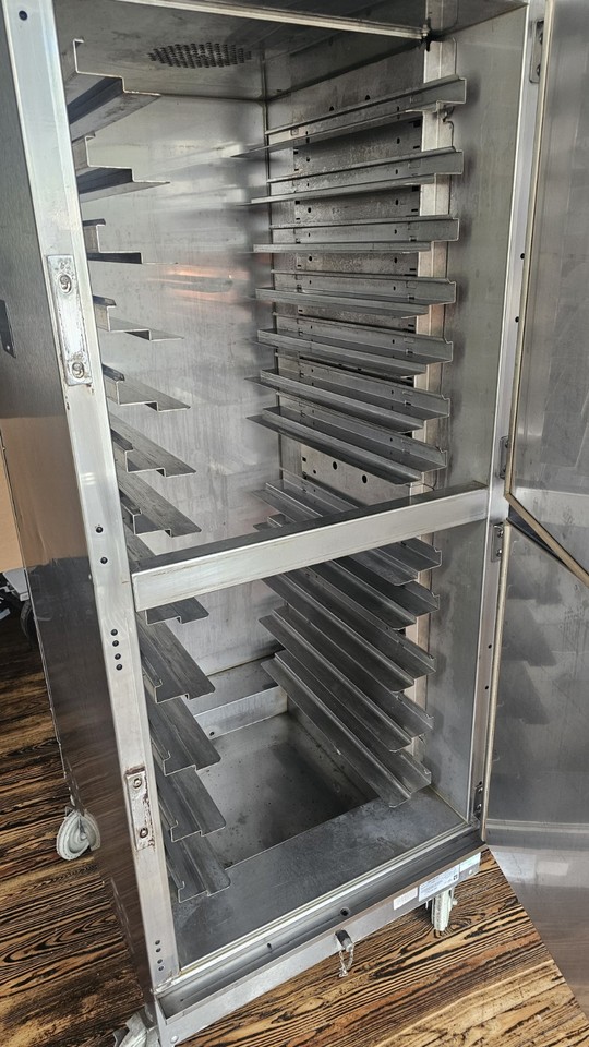 Winston Industries CVap Electric Full Size Holding Cabinet 4000A Series ...
