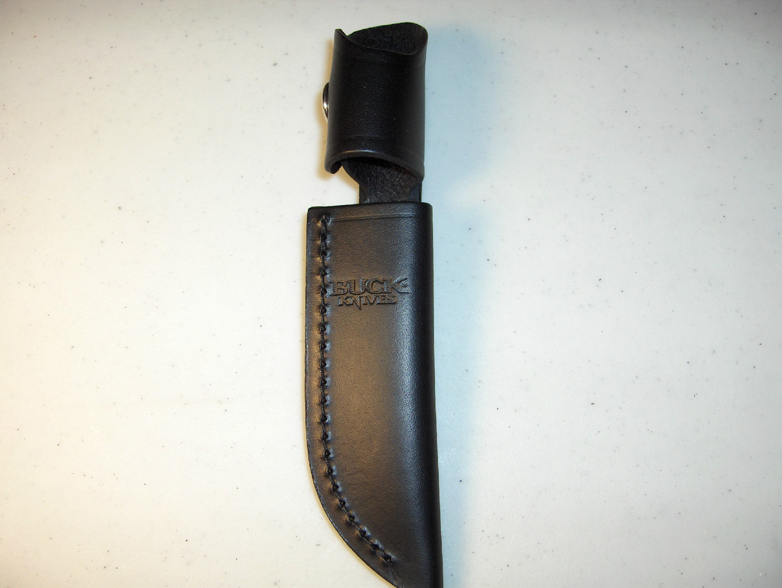 BUCK KNIFE MODEL # 102 WOODSMAN LEATHER BELT SHEATH -- BLACK WITH BUCK ...