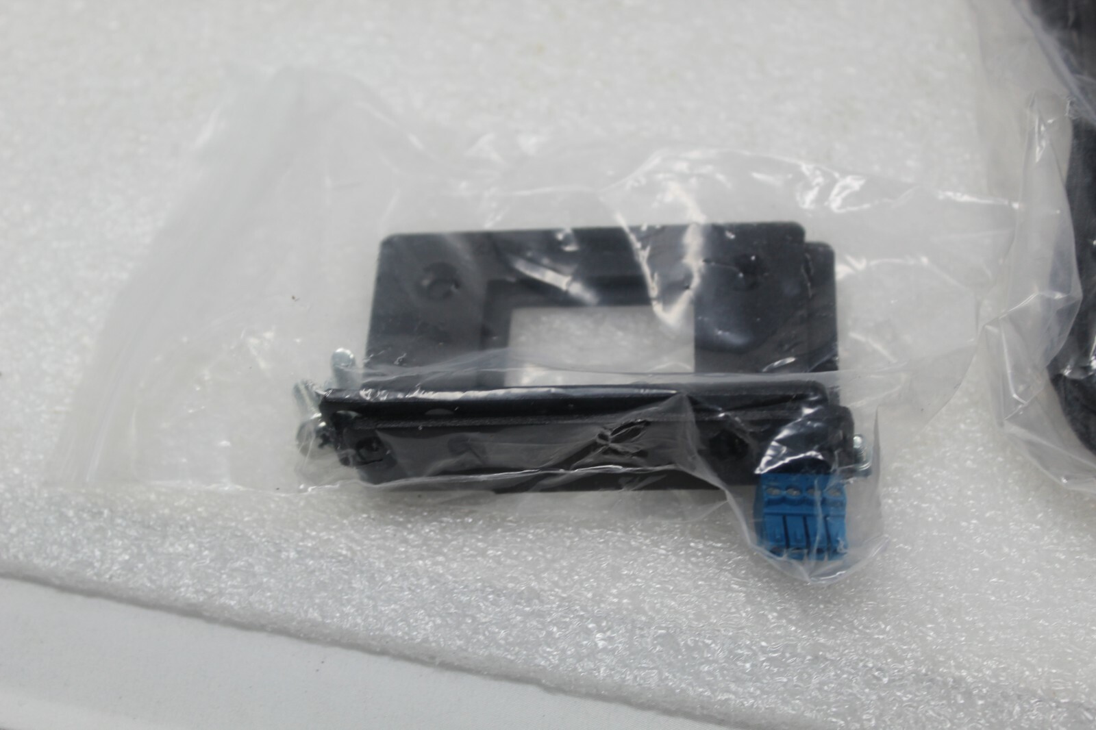 NEW APC LITKit DOM SMT2200RM2UC/3000RM2UC Cables Manual PowerChute CD ...