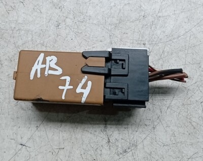 2008 BMW X3 E83 WIPER ARM CONTROL RELAY FUSE CONTROL MODULE OEM 6136-8 ...