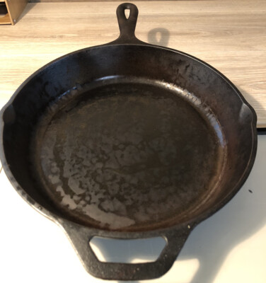 Lodge 8SK 10” Double Spout Cast Iron Skillet Frying Pan Made In USA | eBay