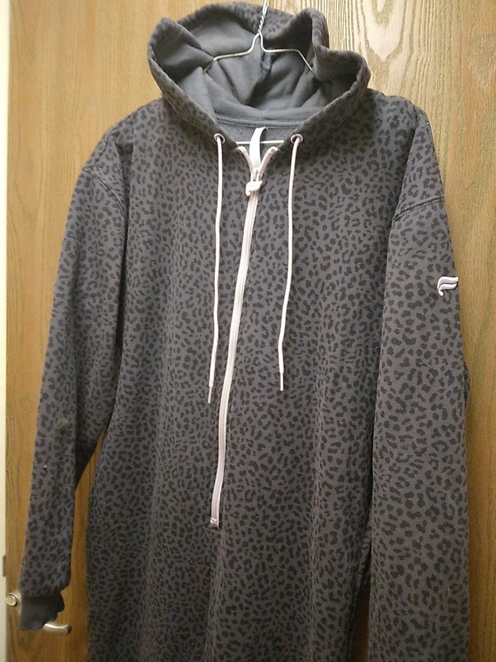 Fabletics Hooded One Piece Pajama Sleeper/Jogger Gray Leopard Print ...