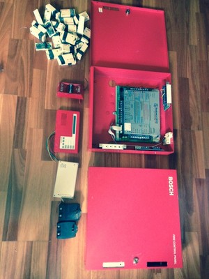 Control Panels & Keypads - Radionics Bosch