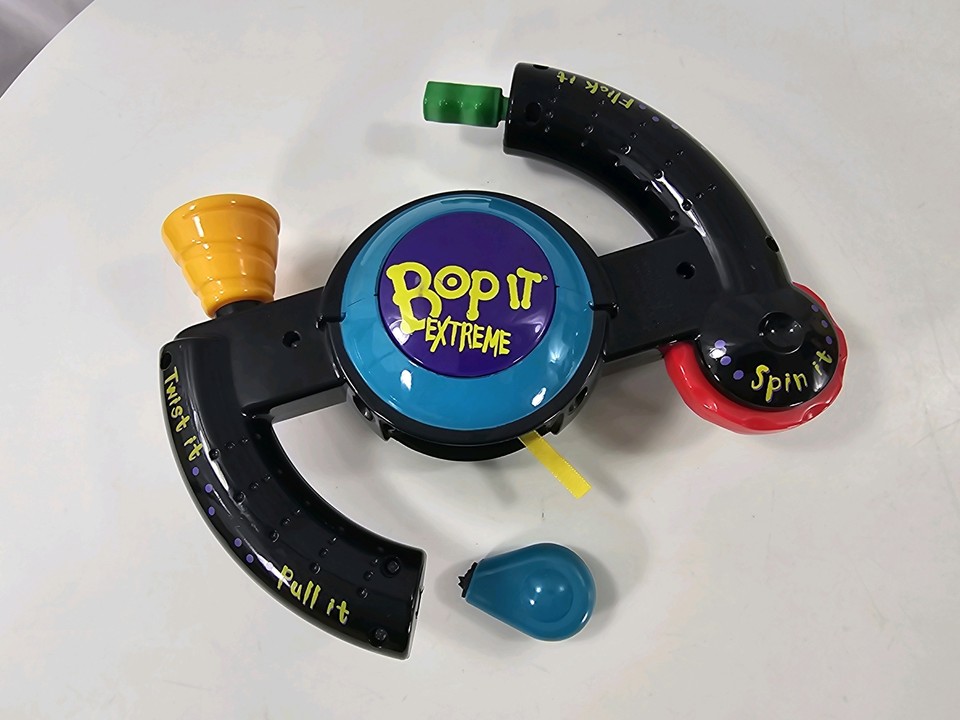 Bop It Extreme Hasbro 1998 Handheld Electronic Game Toy Vintage FOR ...