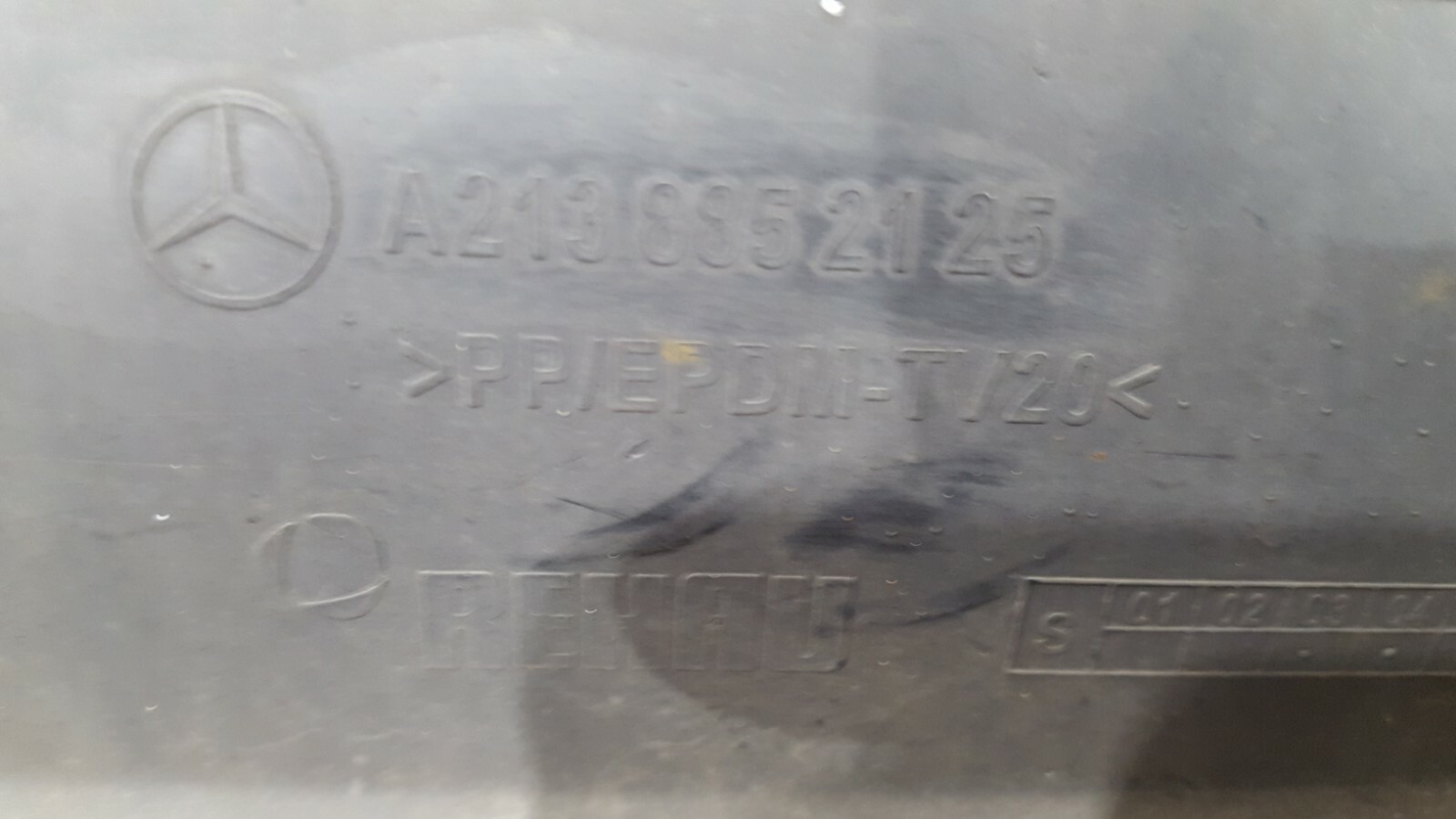 GENUINE MERCEDES E CLASS W213 2016-19 REAR BUMPER DIFFUSER A2138852125 ...