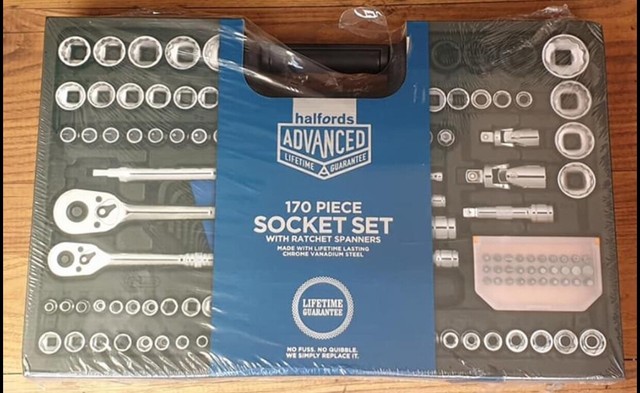 Halfords Advanced 170 Piece Socket & Ratchet Spanner Set Tool Box2 for ...