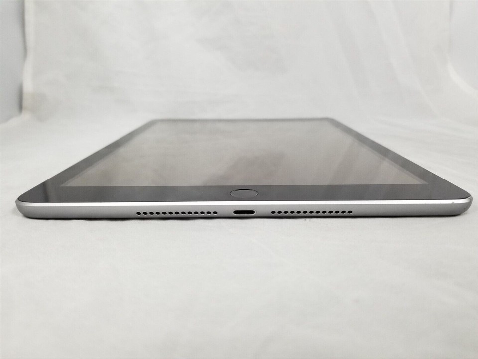 Apple A1893 iPad 6th Generation Wi-Fi 128GB 9.7" Screen | eBay