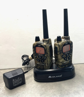 Two Midland GXT1050 Camo Two Way (GMRS) Radios w/Charger Base and Power ...