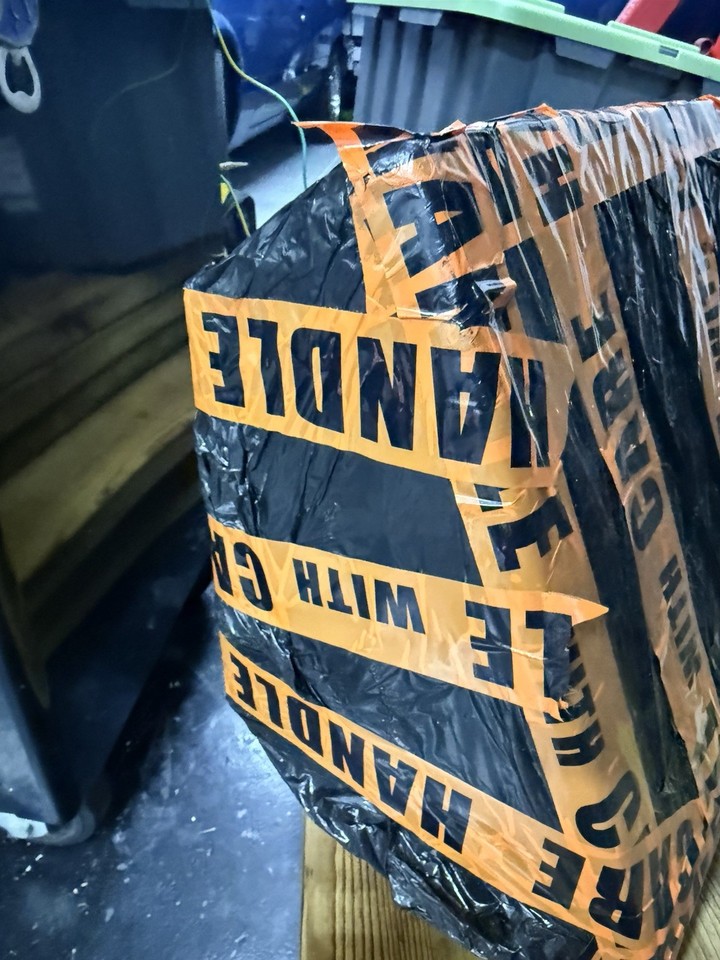 VU VY VZ UTE empty 10inch subwoofer box - 10" Holden HSV LS1 sub | eBay ...