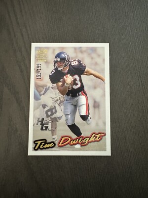 1999 Pacific Paramount HoloGold Parallel 13 TIM DWIGHT Atlanta Falcons ...