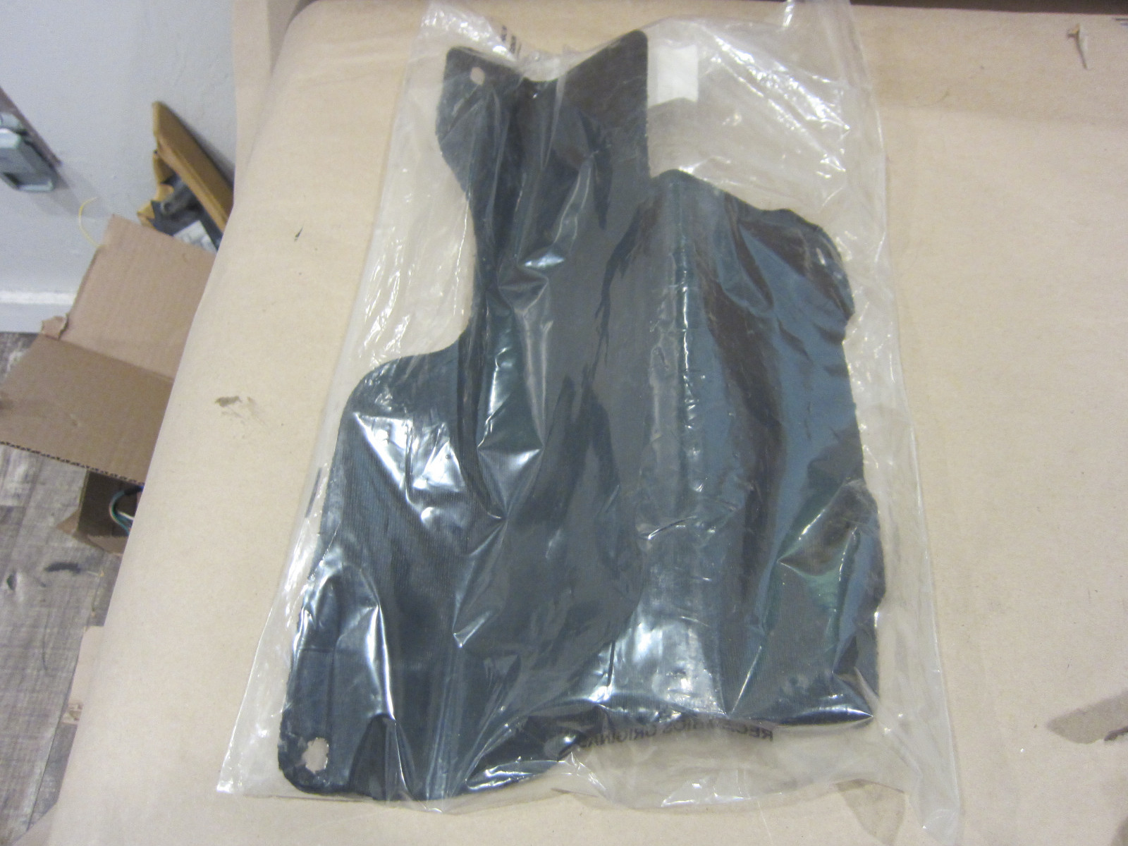 Maserati Quattroporte Ghibli. RH Lower Silencer Heat Shield. Part ...