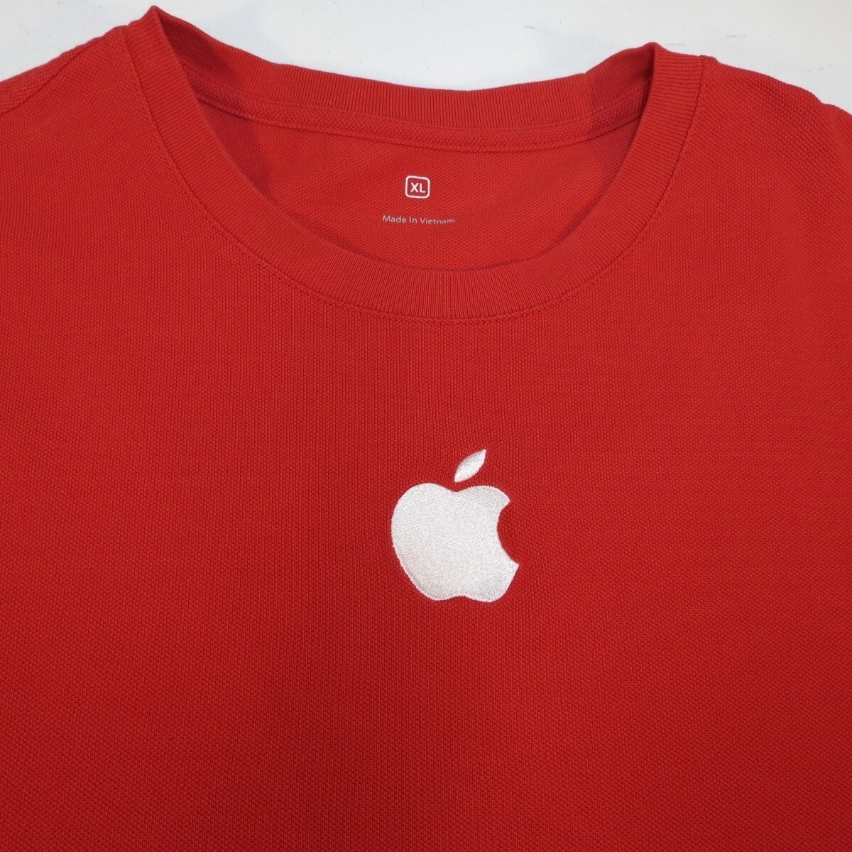 APPLE MAC STORE EMPLOYEE UNIFORM EMBROIDERED TEE T SH… - Gem