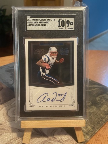 2011 Panini Playoff National Tr. #201 Aaron Hernandez Autographed 54/99 ...