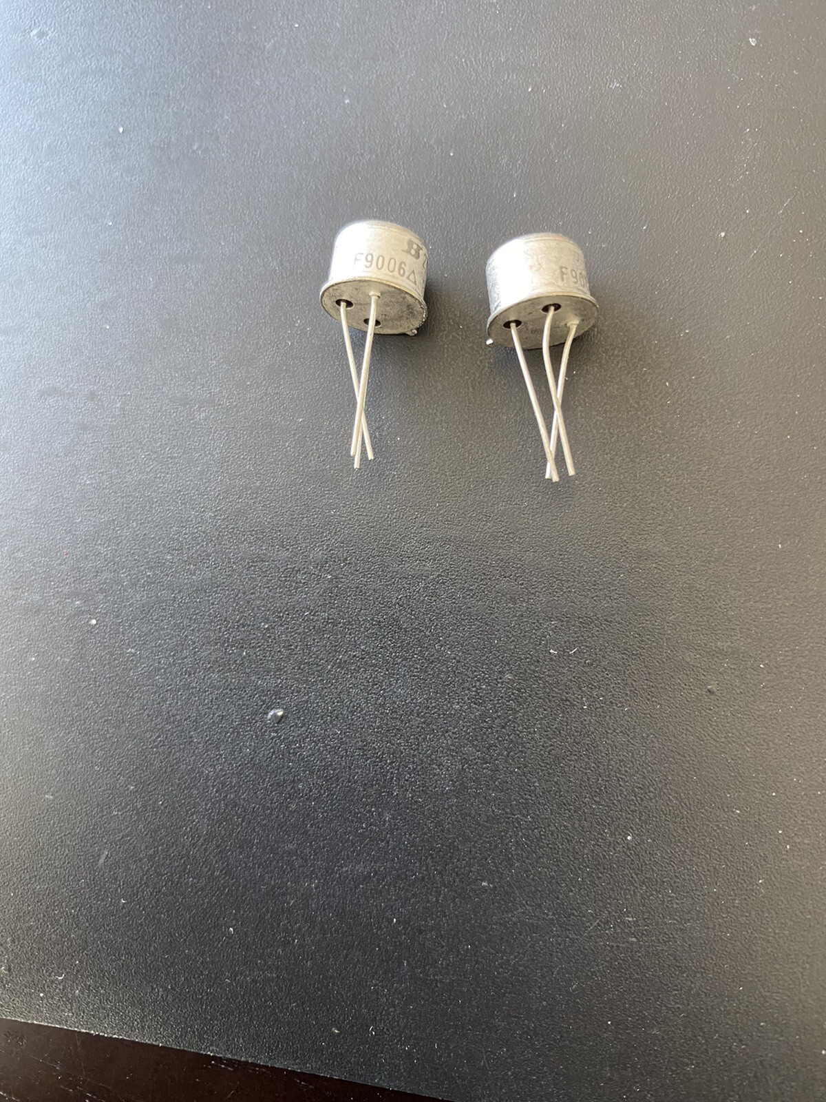 2 Pcs/Lot SILICONIX 2N6660. 3-pin TRANSISTOR New | eBay