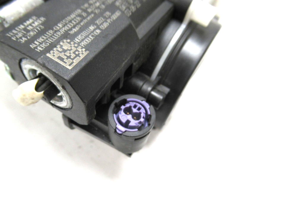 Retractor Pretensioner Front Seat Belt Cadillac Escalade Chevy Tahoe ...